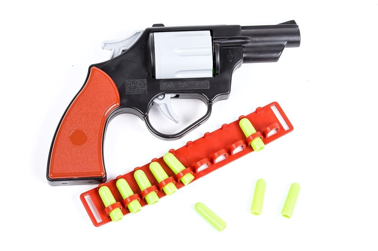 Револьвер детский 'Форма', пластик, 18.5см, стрельба на 7м, с патронташем и 10 пулями