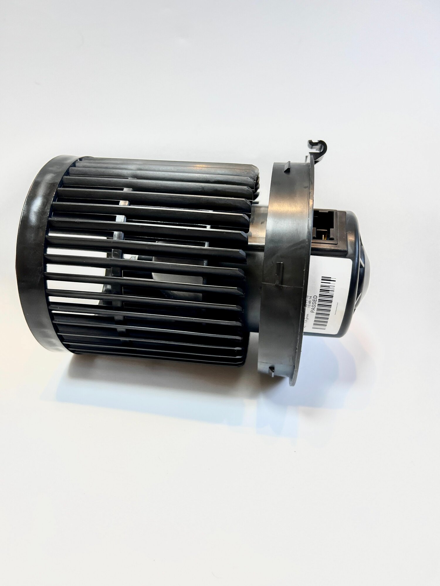 Мотор отопителя Nissan Sentra B17/Tiida C13/Juke F15 OEM 272263SB0A