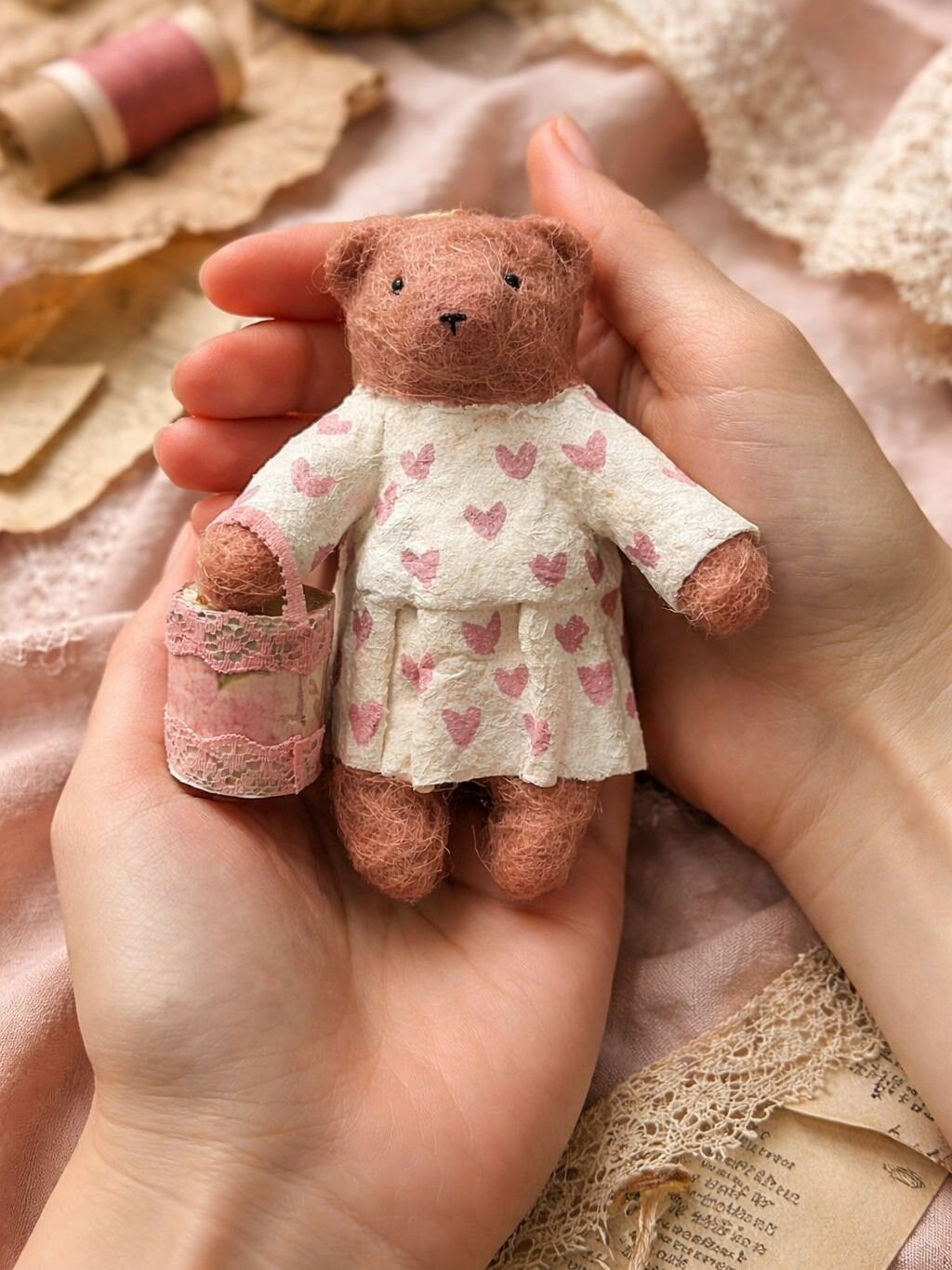 Ватная елочная игрушка лохматый мишка