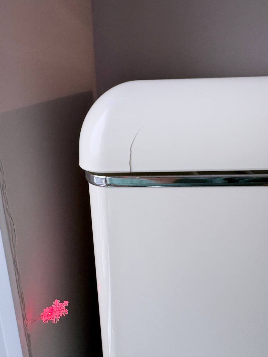 Ретро холодильник Snaige FR24SM-PRC30E бежевый высотой 147.5 см Retro