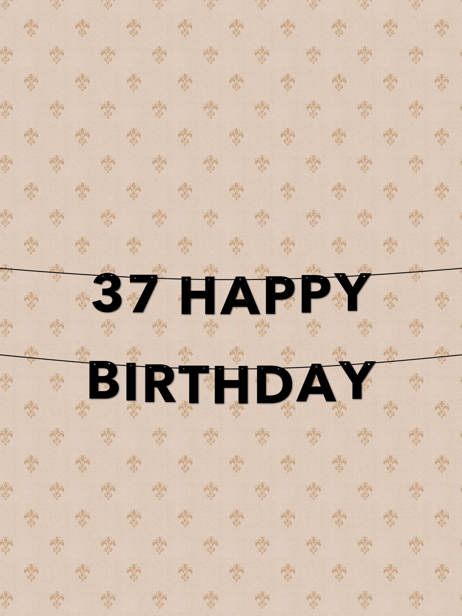 Гирлянда-растяжка '37 Happy Birthday' - Стильный и уютный декор для праздников, высота букв 10 см, толщина 1 мм, идеальна для фотосессий и торжеств.