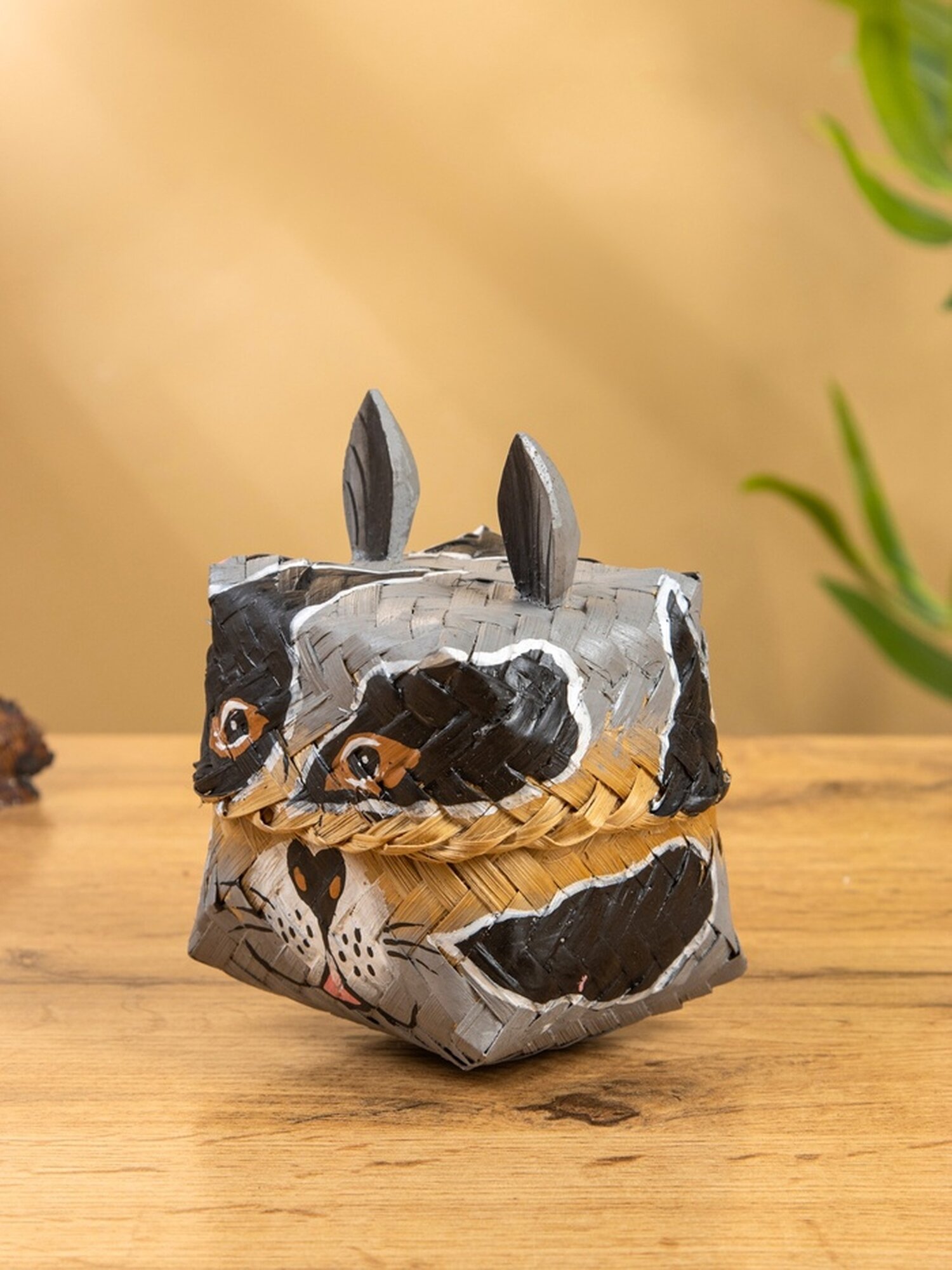 Корзинка Сима-Ленд "Енот", бамбук, с крышкой, серая, 10х10х13 см