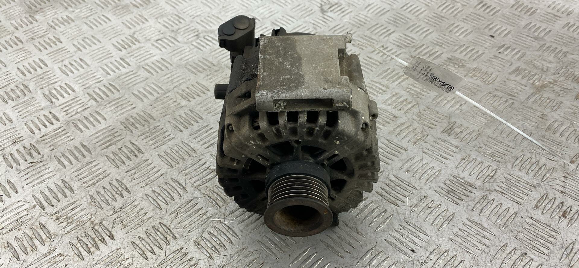 Генератор для Mercedes E W212 2.2 OEM A0009067900