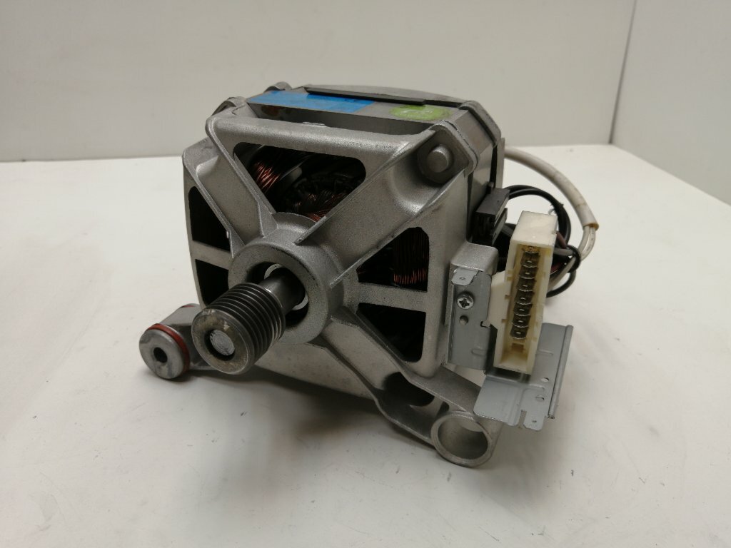 WF-S861 кт111 Двигатель для стиральной машины Samsung 05DC310002WD0XEFJ1091 б/у