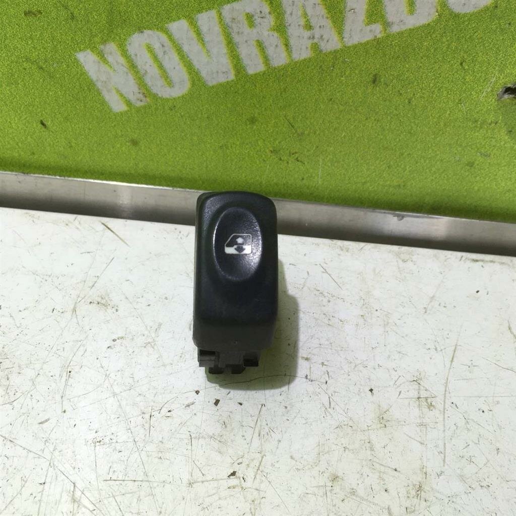 Кнопка стеклоподъемника Renault Megane 96-99