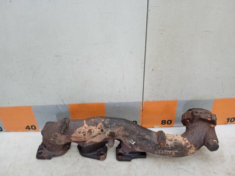 Б/У Ягуар С-тайп Коллектор выпускной Jaguar S-TYPE 1999 X200 Прав. 303232 JAGUAR арт. XR83346