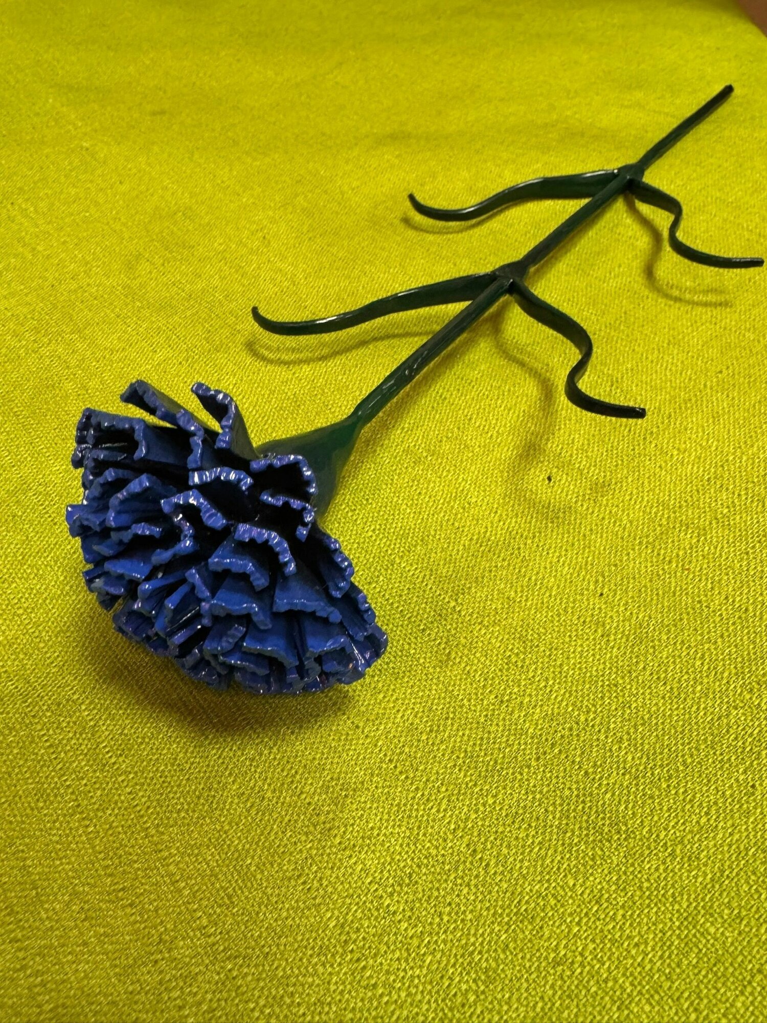 Кованый цветок, Студия кованой мебели Нива, цвет черный/синий/зеленый