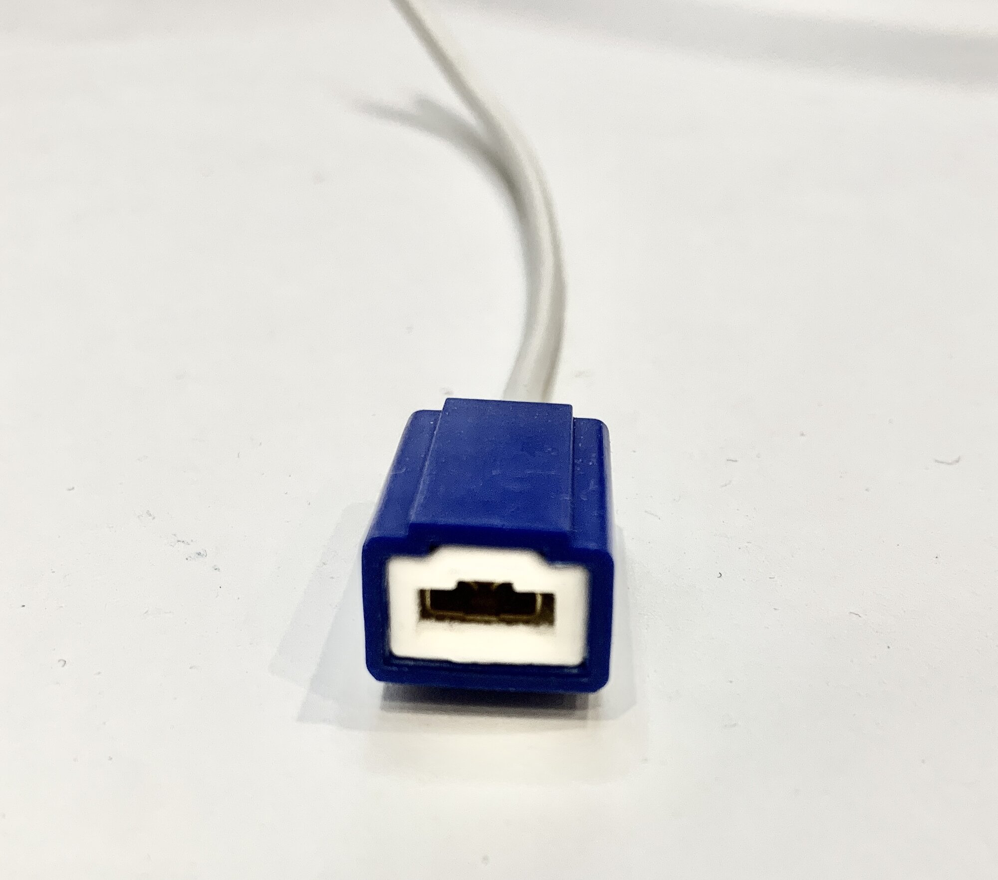 Патрон для галогеной лампы H1 с проводами (керамика)