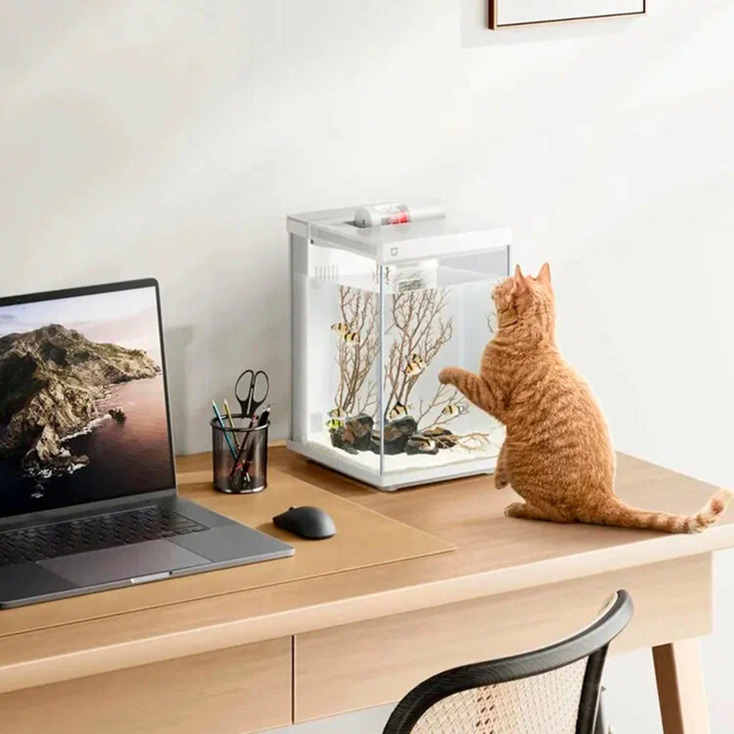 Умный аквариум для рыб 10 л Mijia Smart Fish Tank MYG200 (CN) в белом цвете (переходник в комплекте)