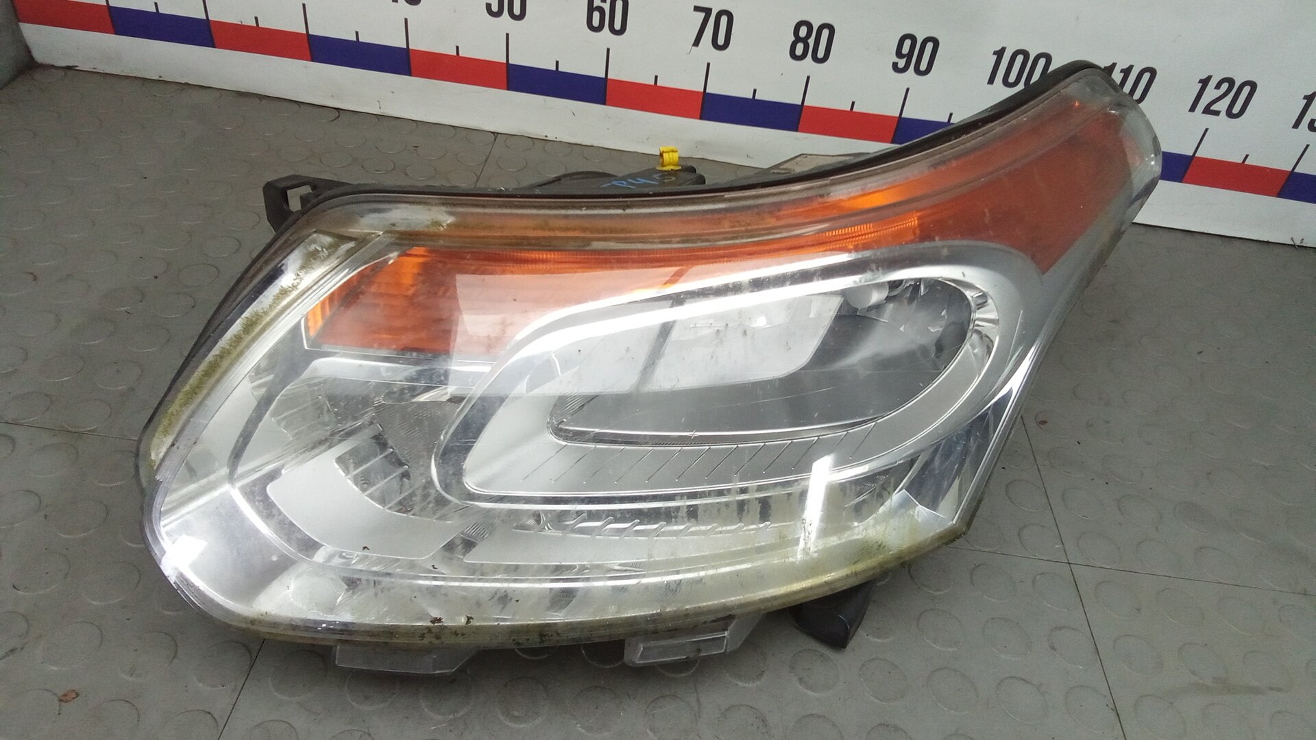 Фара левая CITROEN C3 PICASSO