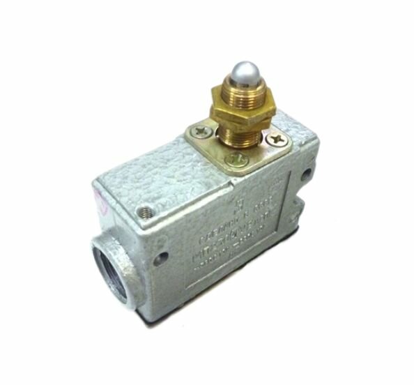 Микропереключатель МП2304У2 (исп2 380в10А 220в-10в),2шт