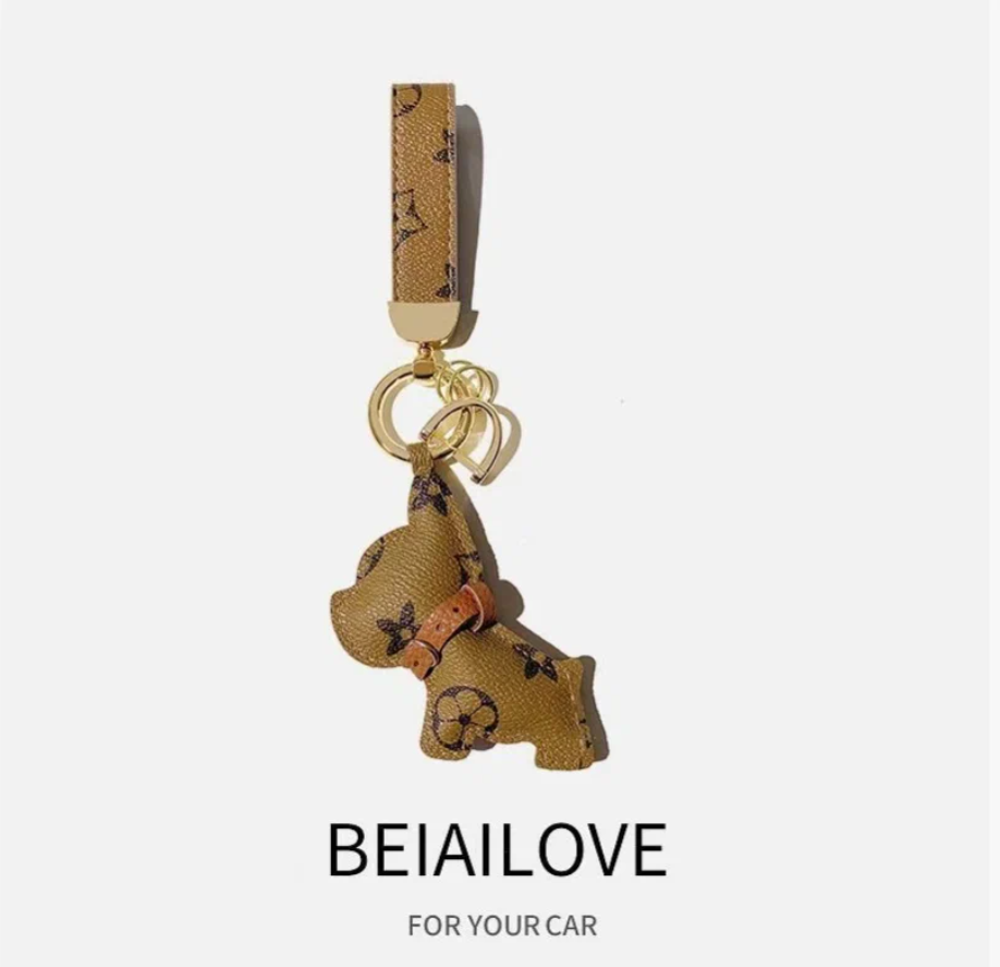 Classic French Bulldog car checkered keychain/key chain/bag charm/cute women's pendant/fashionable key ring