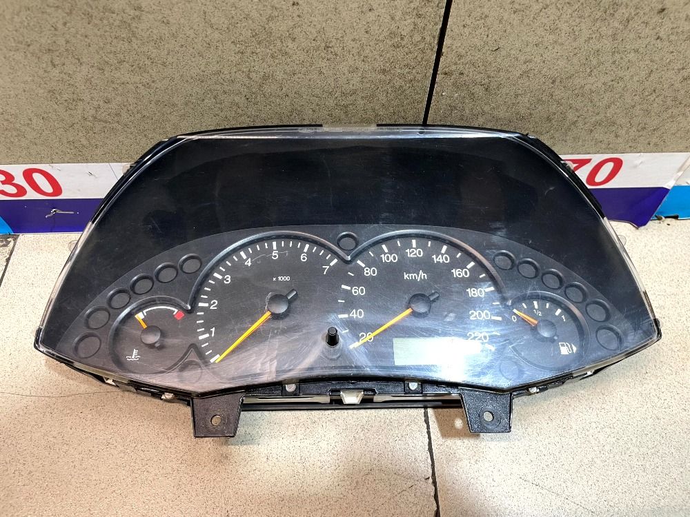 Панель приборов Ford Focus I