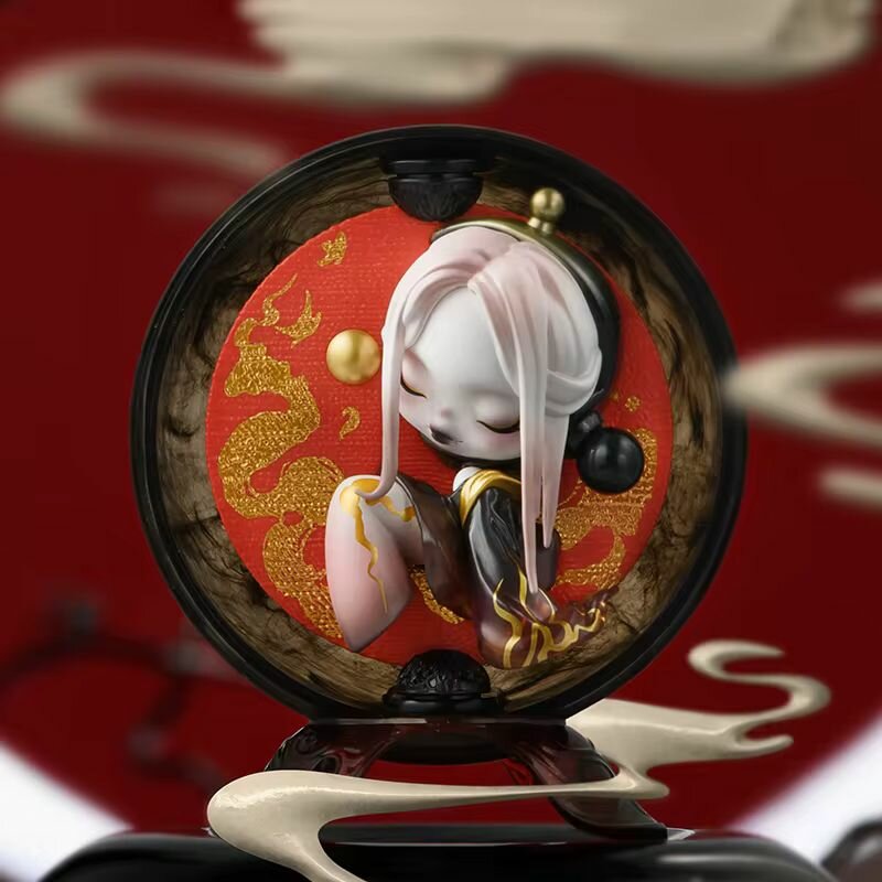Фигурка-сюрприз POP MART: Skullpanda - The Mirage Series (PM07717) - 1 случайный персонаж в сюрприз-боксе ( 9 см)