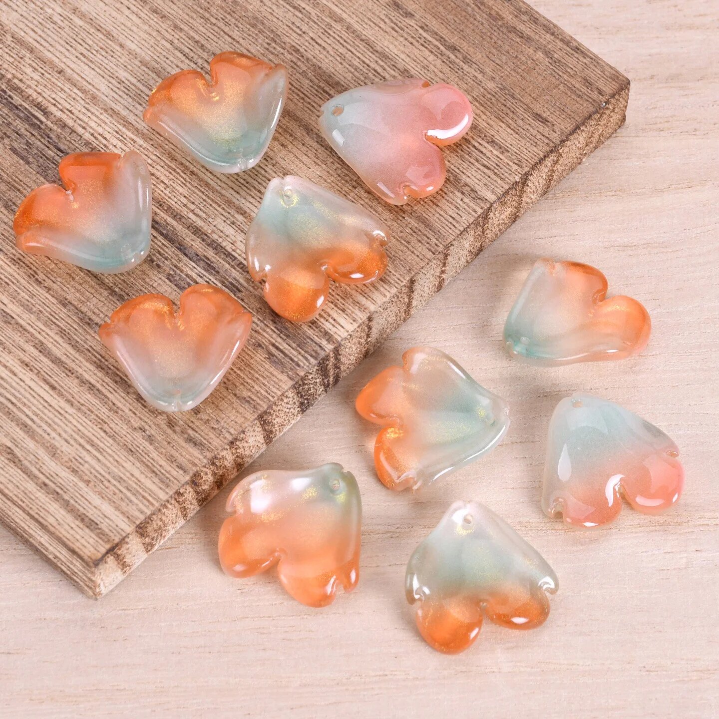 Бусины лепестки Quniejieyu из хрустального стекла 20 мм Cyan Orange