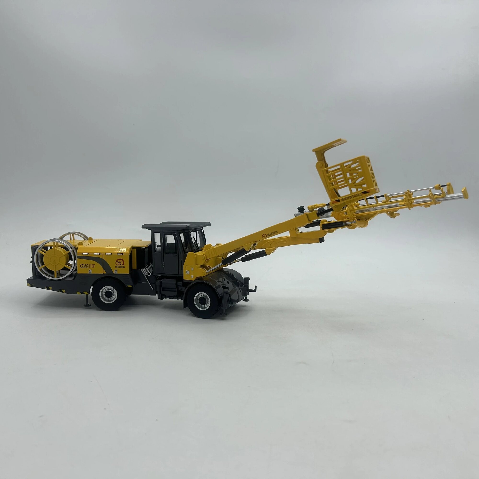 Welly Epiroc Boomer E2, 1:50, B-Rock Bolting Jumbo