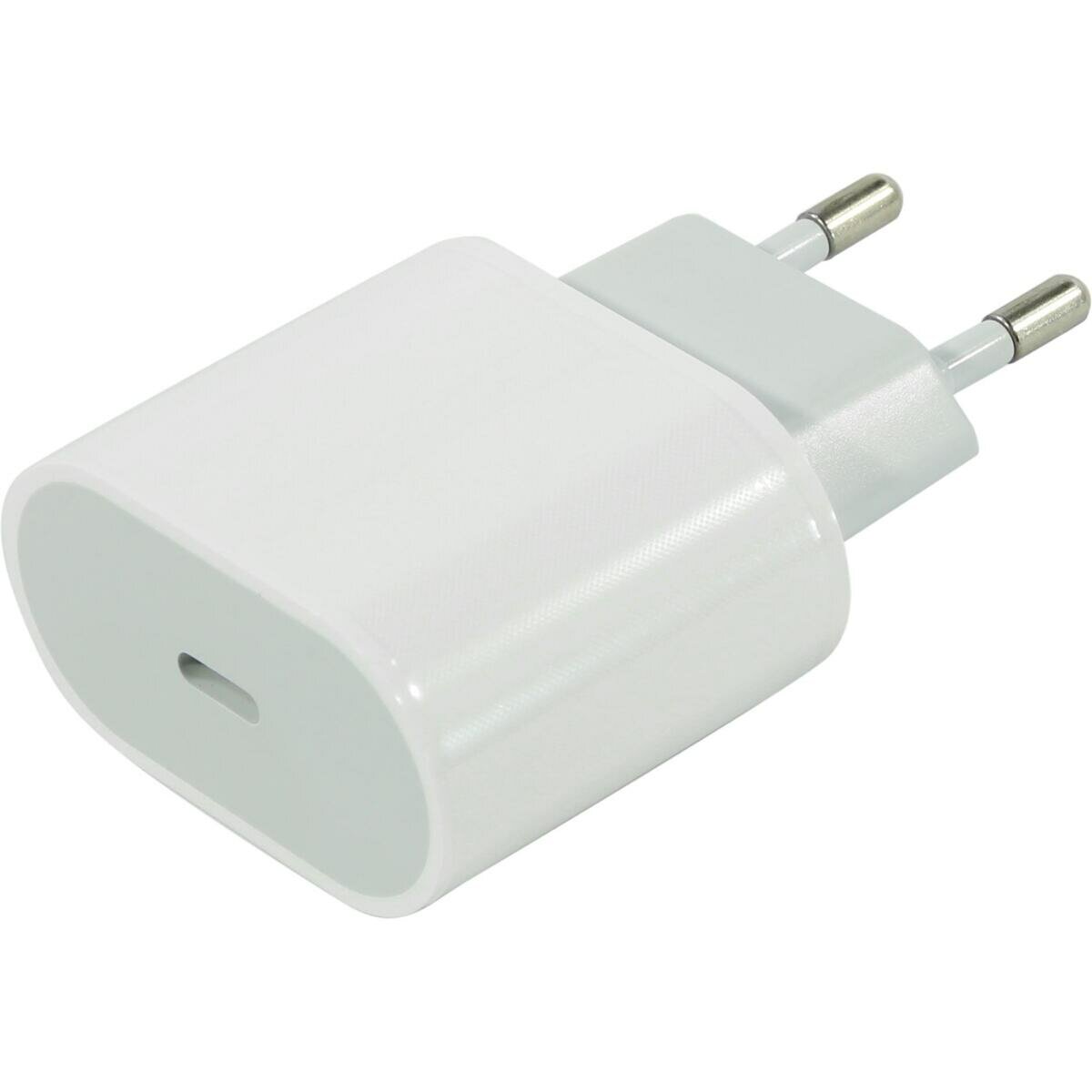 Defender UPA-121 Зарядное устройство USB (Вых. DC5/9/12V,20W, USB-C, USB-C, кабель Lightning) 83223