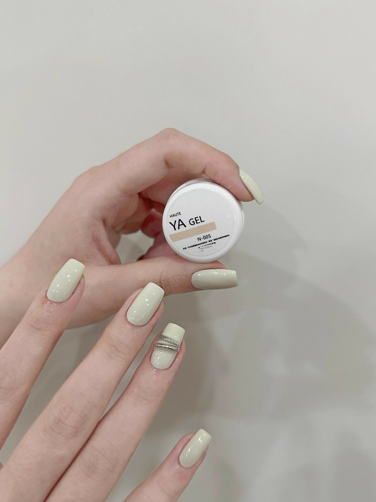 YA Gel N-005 5г Бутылка Гель-лак Молочный Чай Белый, Долговечное Содержание, Профессиональное Качество Салона
