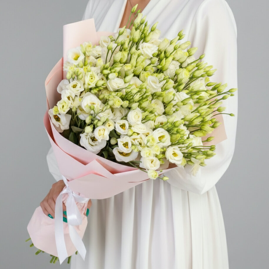 Букет Мегацвет24, Белые Эустомы, 25 цветов, оформление под ленту