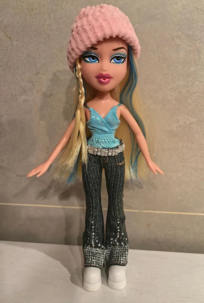 Bratz кукла братц