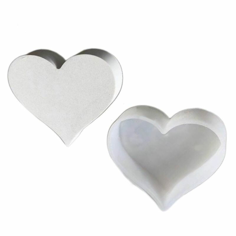 Декоративная форма из гипса Love-B