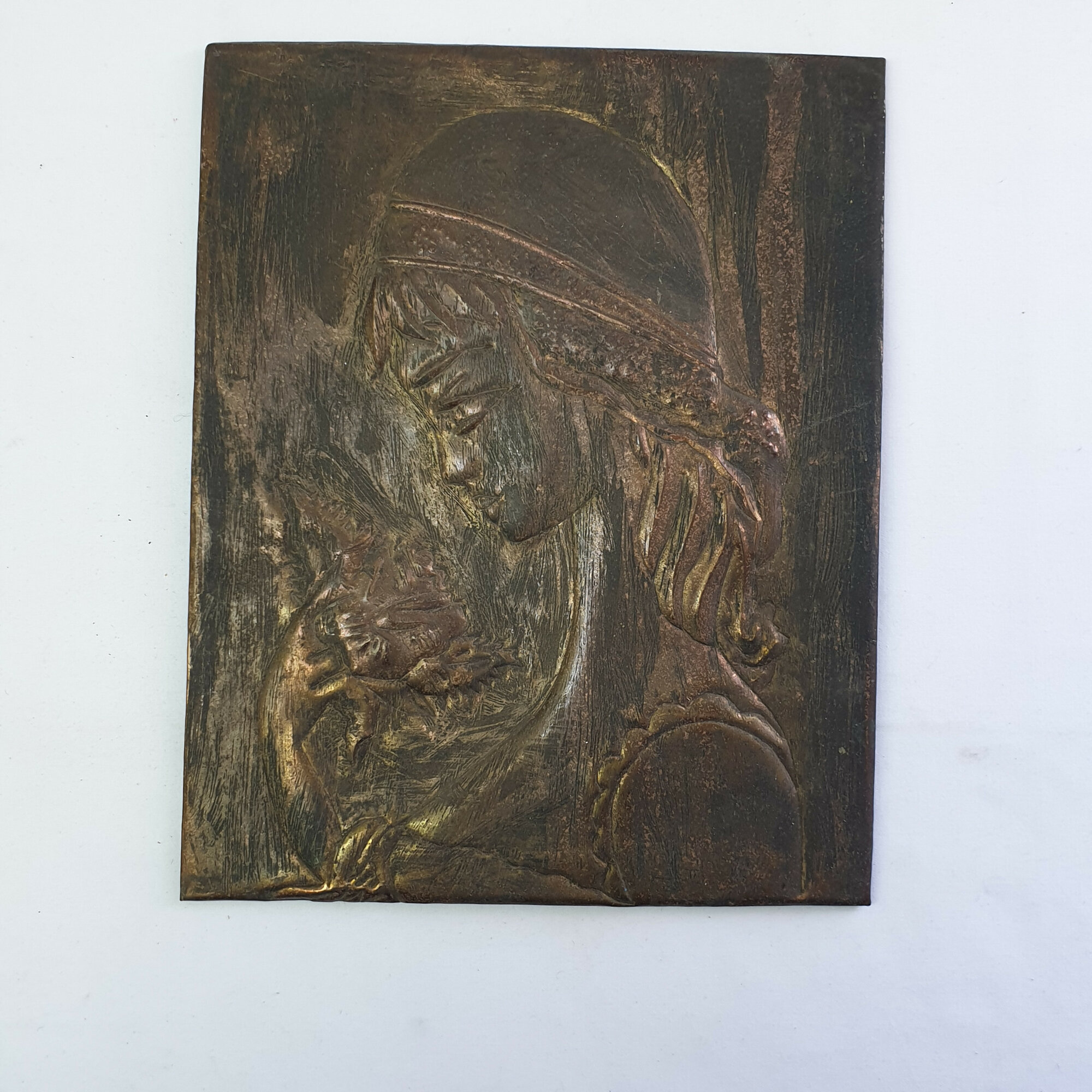 Винтажная чеканка Девушка, размеры 23х29 см. Следы чистки. Винтаж, СССР.