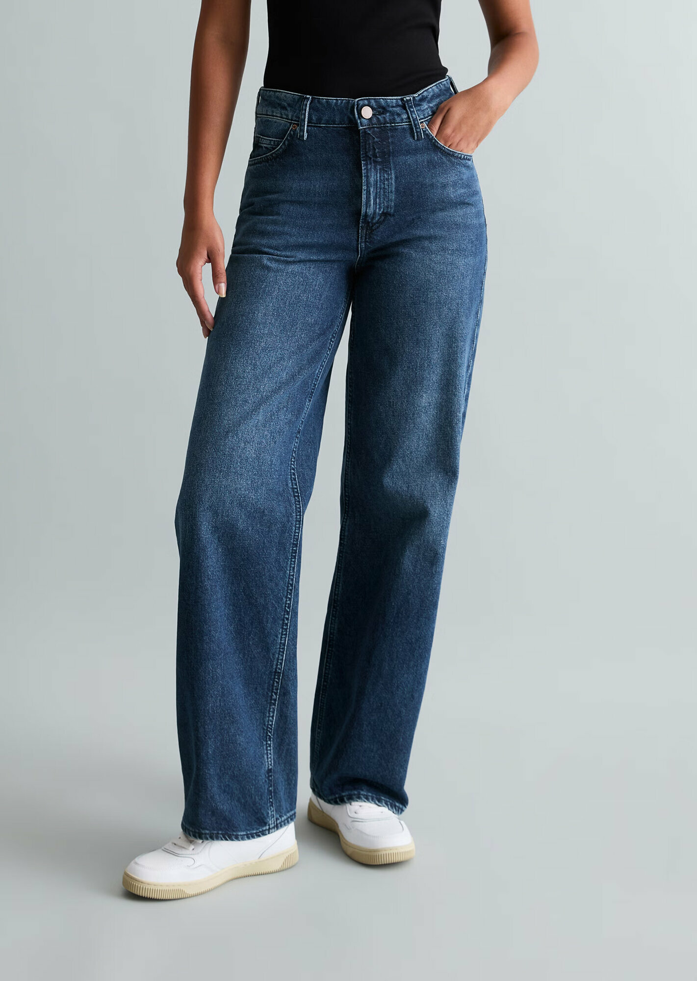 Джинсы широкие 