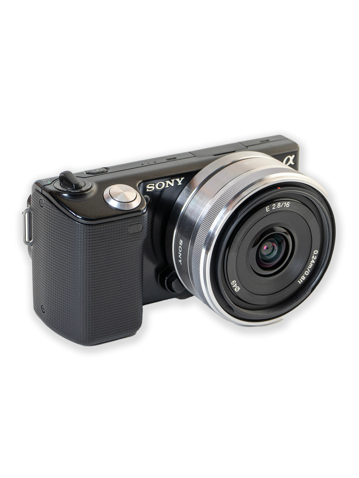 Компактный фотоаппарат Sony NEX-5 с объективом 16mm f2.8. (пробег 80000)