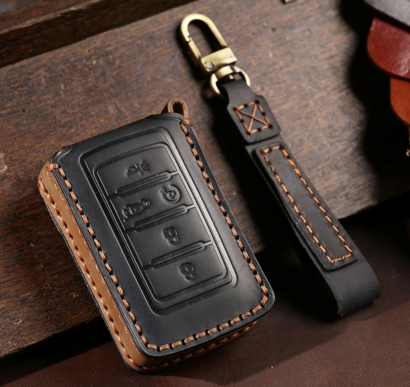 Чехол MyPads для ключа Jeep Grand Cherokee, Renegade, Compass из кожзаменителя с цепочкой