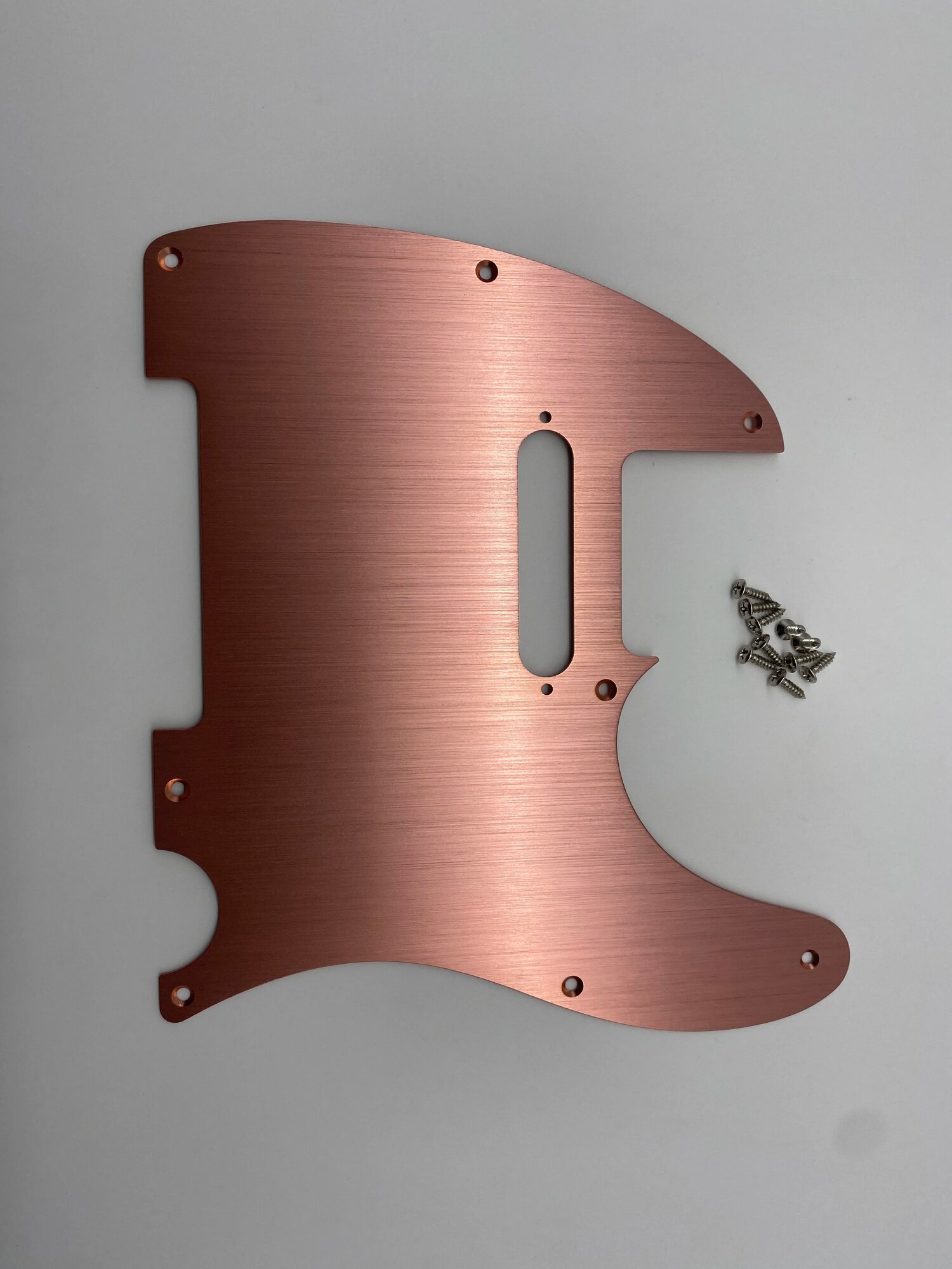 Fender 8-луночная металлическая гитарная накладка rose gold