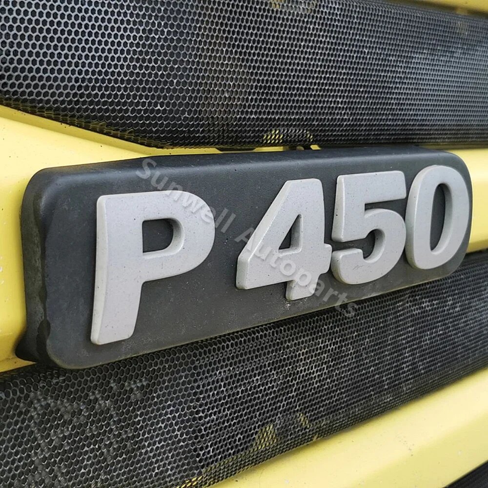 Эмблема Scania P450 на переднюю панель