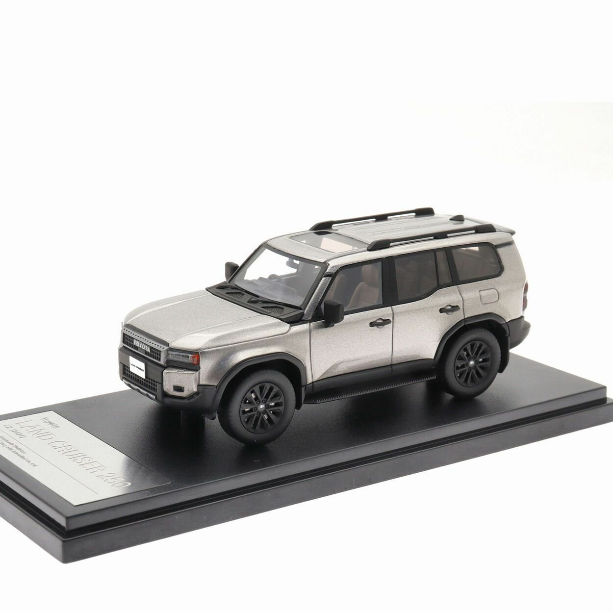 HS500 Land Cruiser LC250 ZX 2024 Машина в масштабе 1:43 Hi-Story TOYOTA