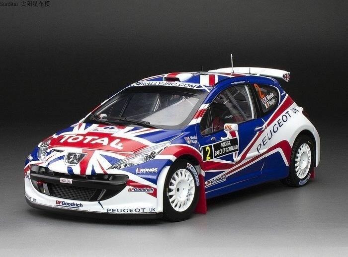 Модель автомобиля SunStar в масштабе 1:18: раллийный автомобиль Peugeot 207 S2000