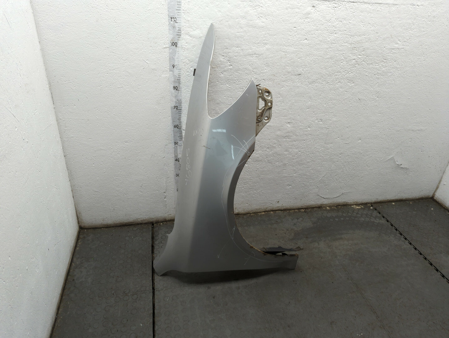 Крыло правое переднее Skoda Octavia (A5) Б/У