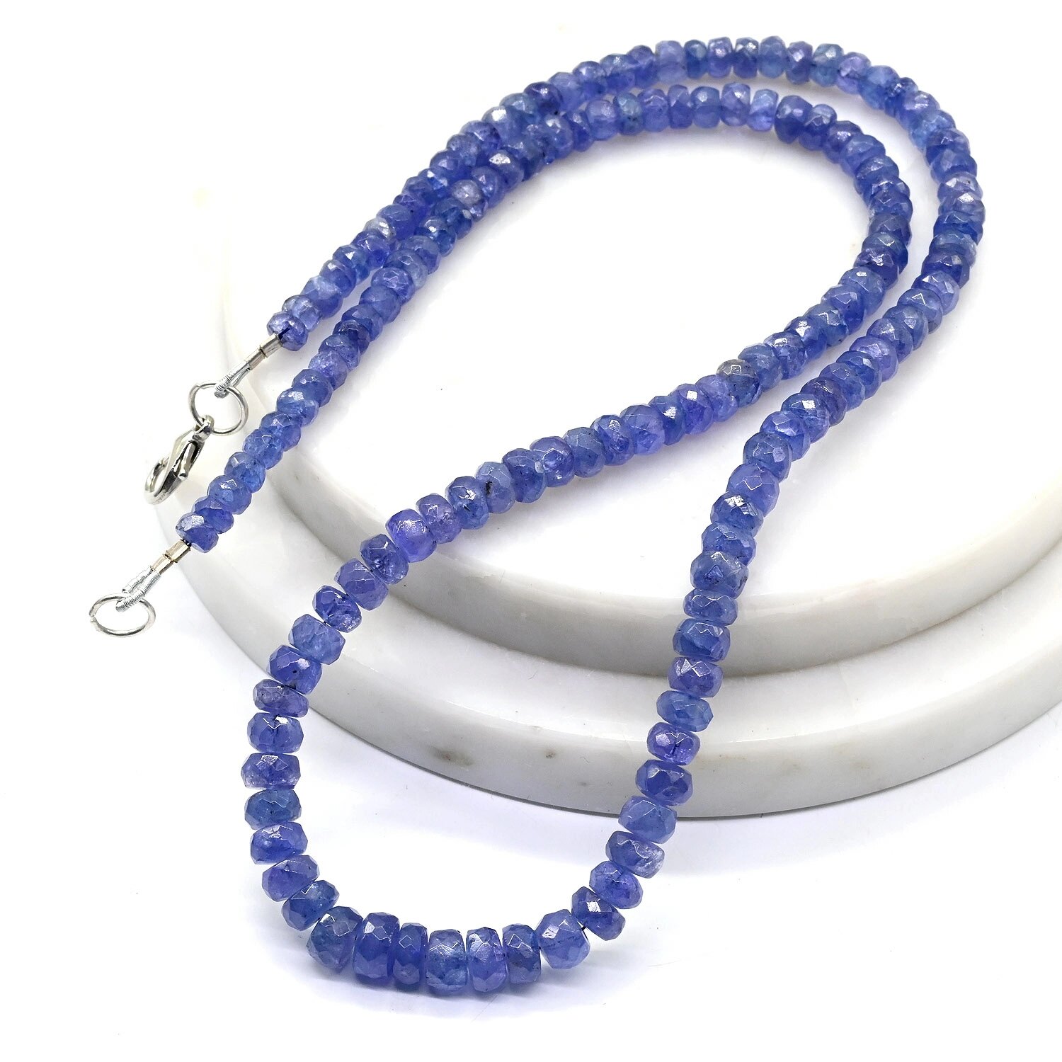 Бусы, танзанит