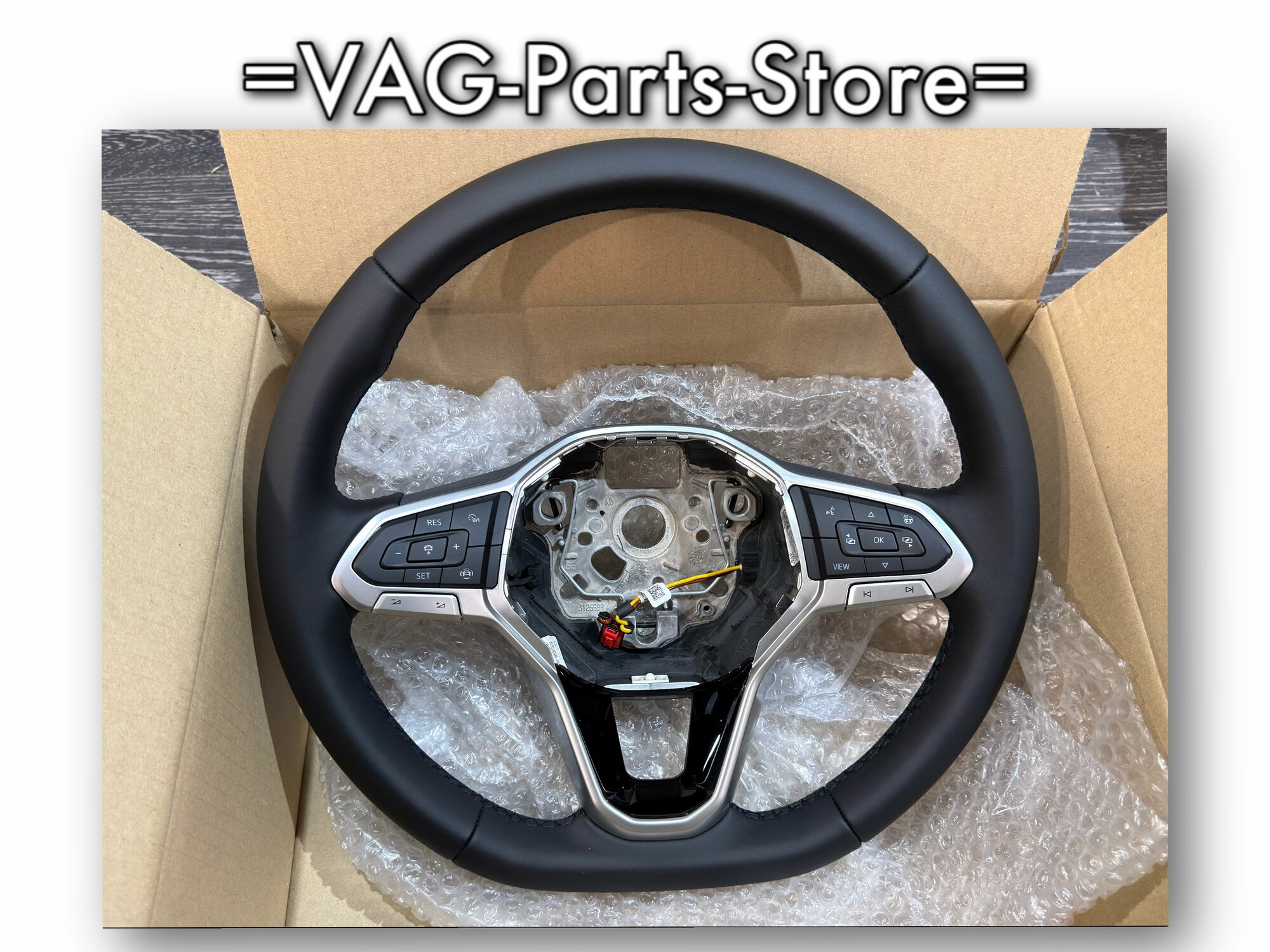 Оригинальный руль Volkswagen MQB (подогрев, адаптивный круиз)
