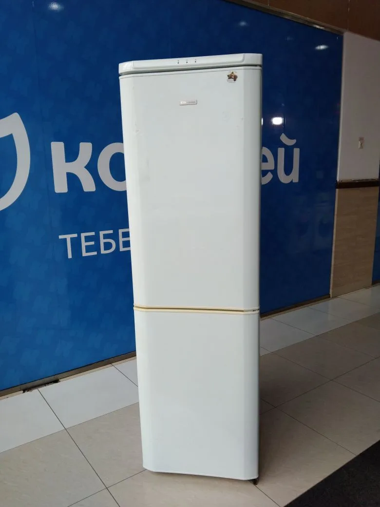 Холодильник Electrolux ERB36090X