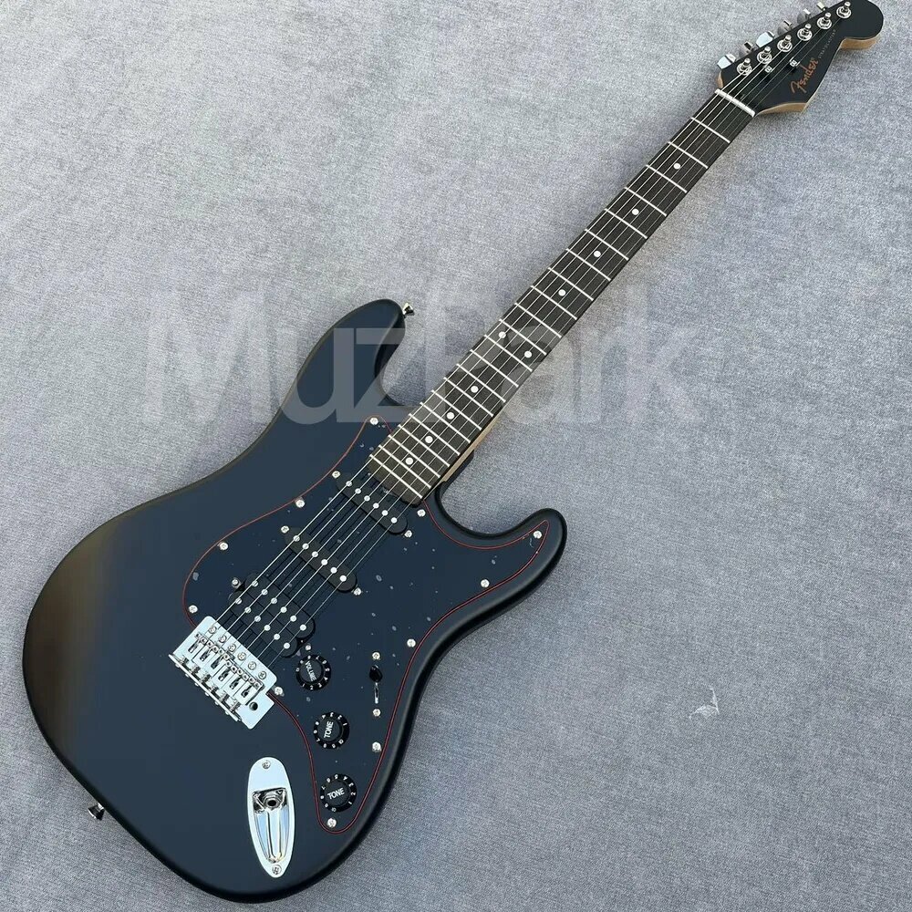 Электрогитара Fende st 6-струнная