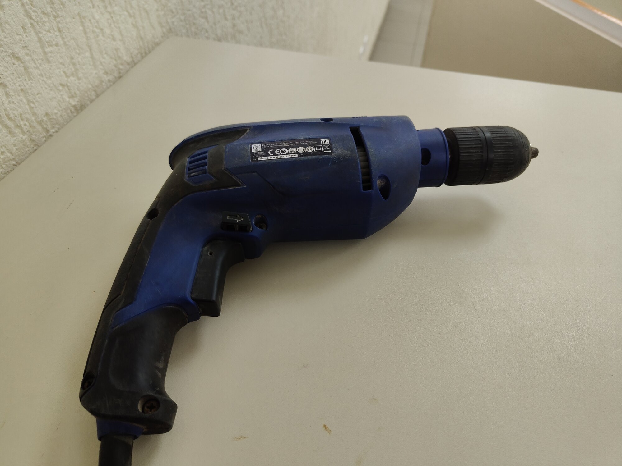 Дрель-ударная Lux-Tools SBM-750-A Set Б/У