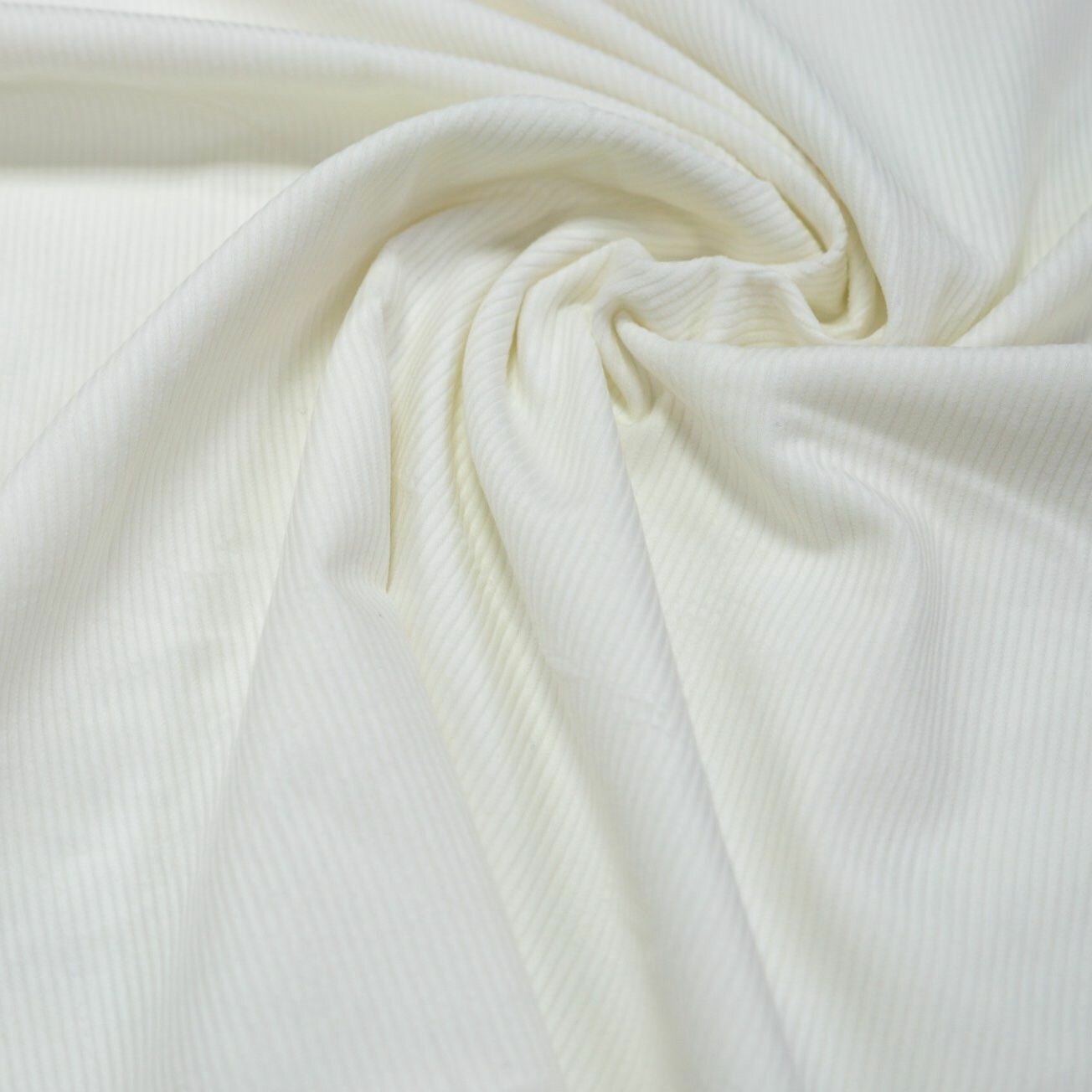 Ткань Вельвет молочный рубчик средний. Ткань для шитья 1.43м