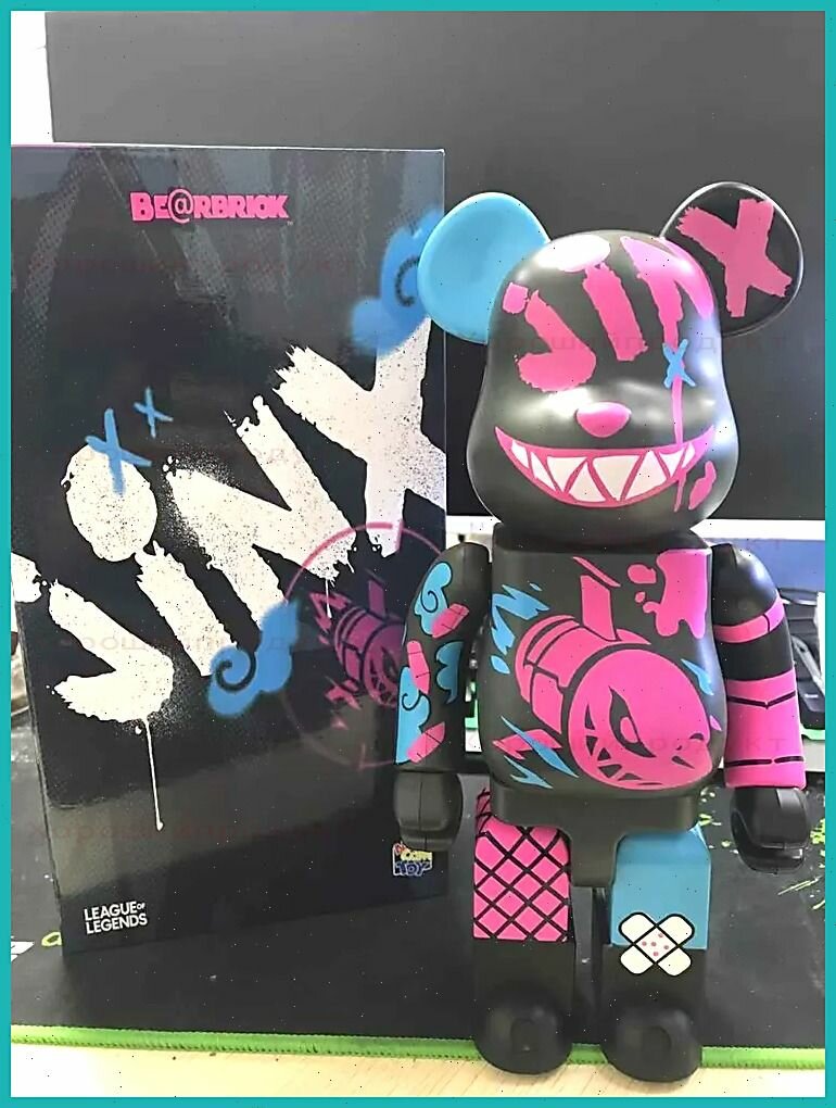 Джинкс (имя)-Bearbrick400% Игрушечная Статуя Медведя