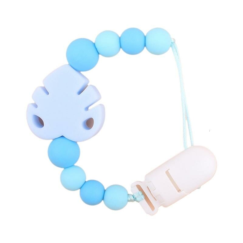 Силиконовый прорезыватель-прищепка в виде листика, Синий