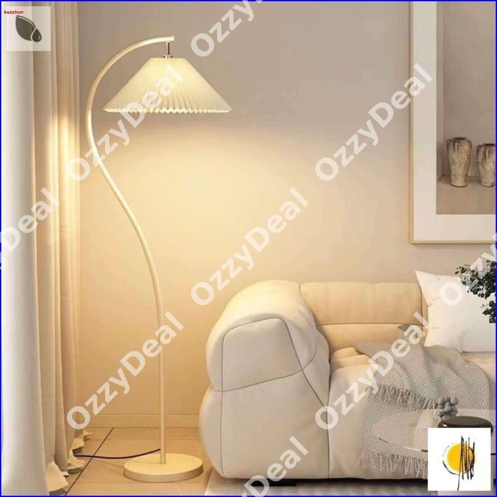 Эксклюзивный торшер в стиле ретро оснащен S образной стойкой и плиссированным абажуром-T