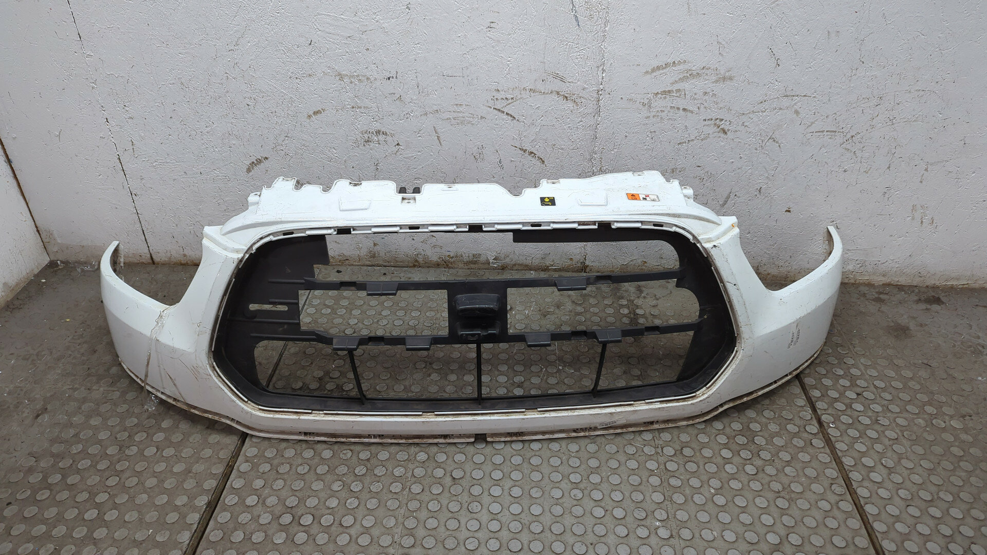 Бампер передний Ford Transit Б/У