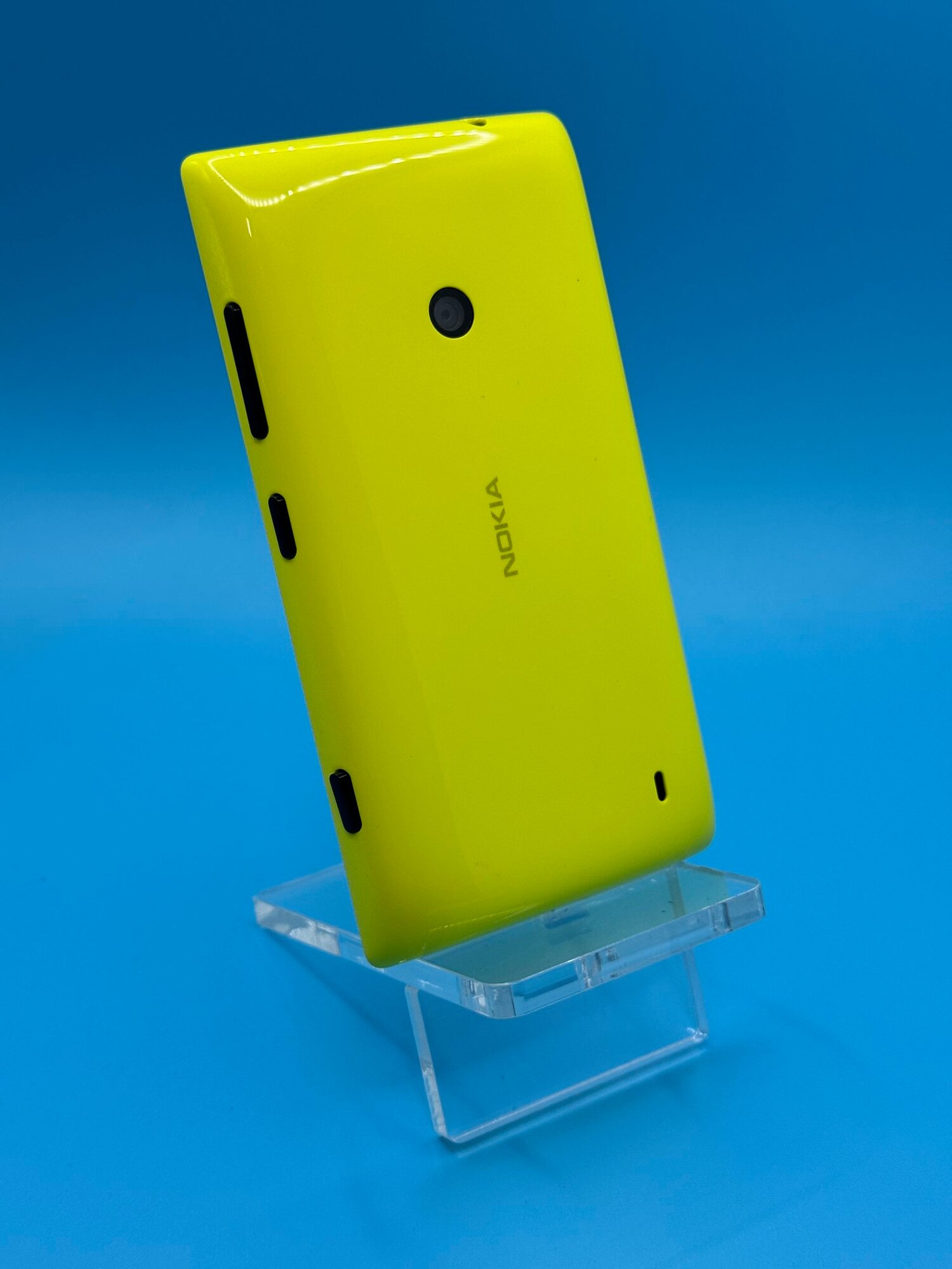 Смартфон Nokia Lumia 525