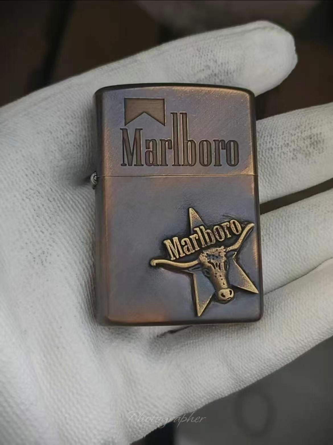 Zippo, серия "Marlboro с объемным значком быка на звезде, медная винтажная модель", пустая(без заправки)
