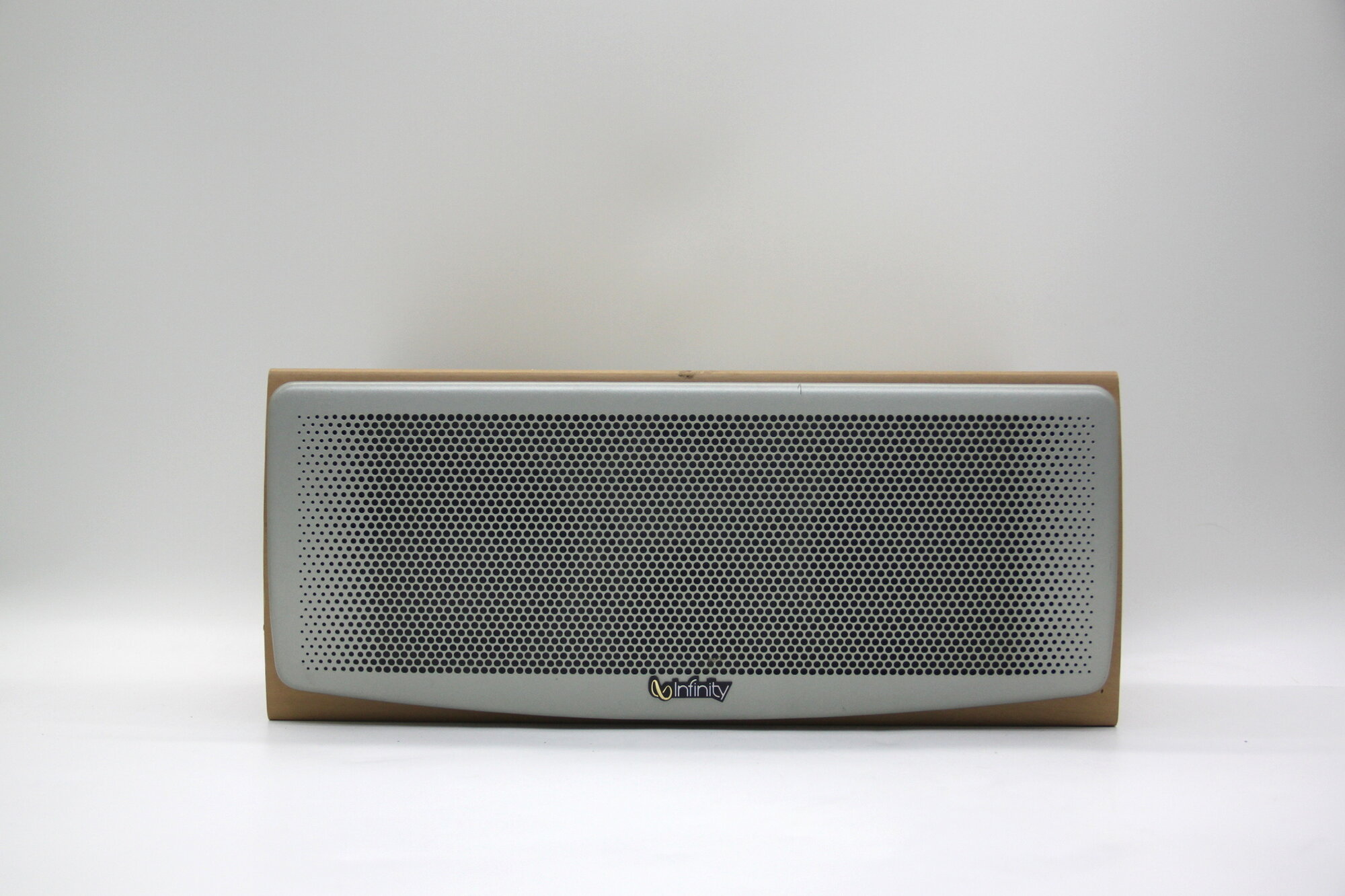 Центральный канал Infinity Beta HCS Center