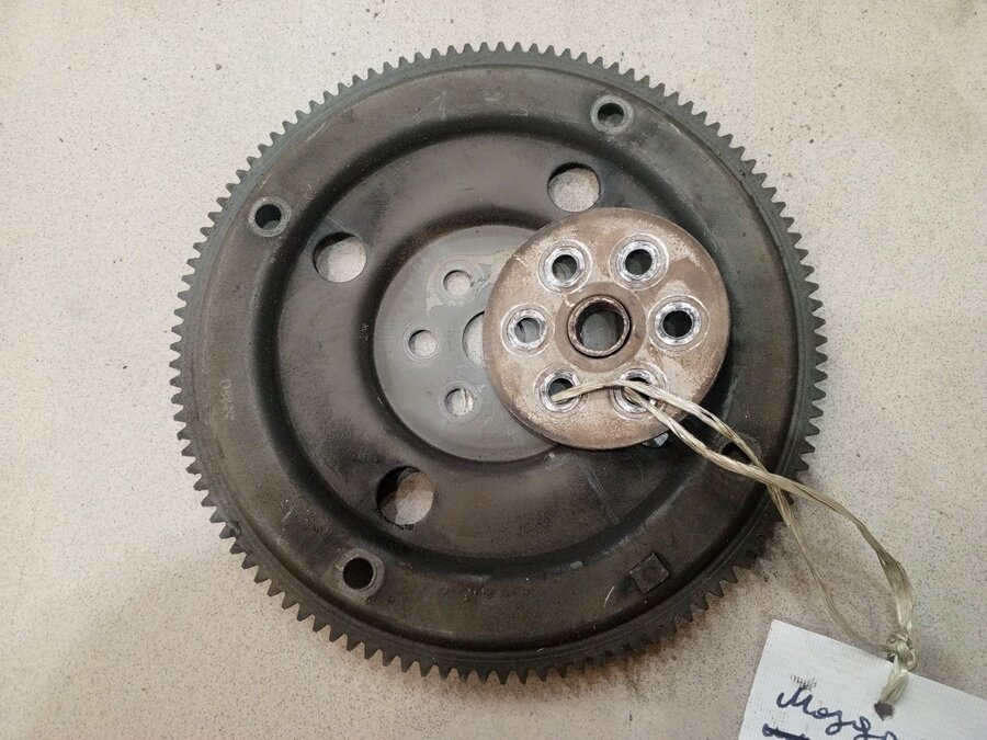 Маховик от Mazda 3 bk 2003-2009