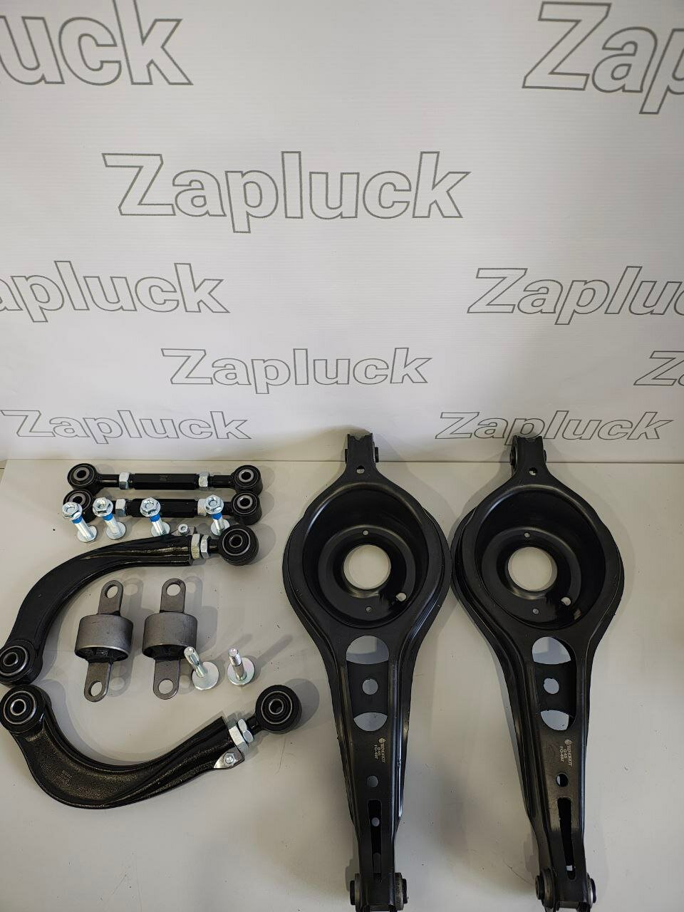 Задняя подвеска Форд Фокус 3 с продольными сайлентблоками и болтами ford focus 3 с регулировкой сход развала