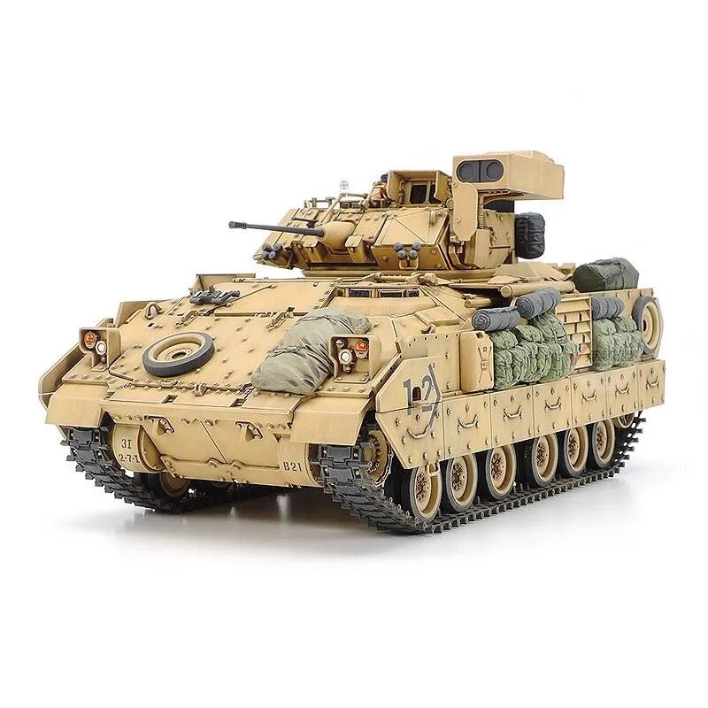 Сборная модель Tamiya M2A2 ODS Infantry Fighting Vehicle (с фигуркой экипажа) 1/35 масштаб, пластик, бежевый — фото 1